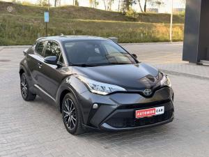 Pelēks Toyota C-HR 2021 Viļņa, ar dzinēja tilpumu 1.80 L un nobraukumu 79 tūkst. km par 20950 €, foto  vietnē AUTOMOTO.COM.LV