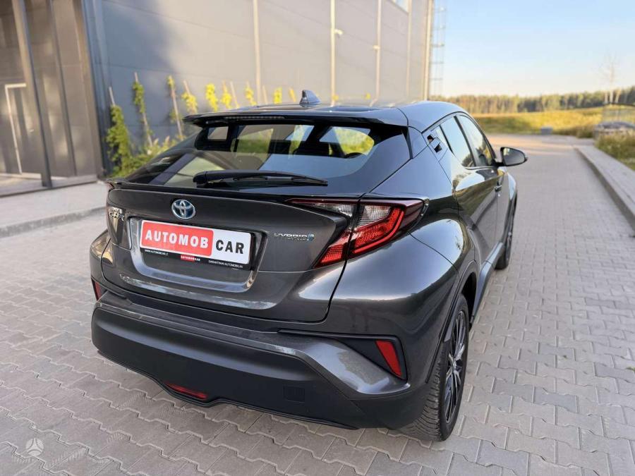 Pelēks Toyota C-HR 2021 Viļņa, ar dzinēja tilpumu 1.80 L un nobraukumu 79 tūkst. km par 20950 €, foto 6 vietnē AUTOMOTO.COM.LV