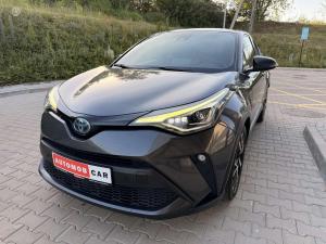 Grey Toyota C-HR 2021 in Vilnius, with an engine capacity of 1.80 L and mileage of 158 thousand km for 18950 €, photo  on AUTOMOTO.COM.LV