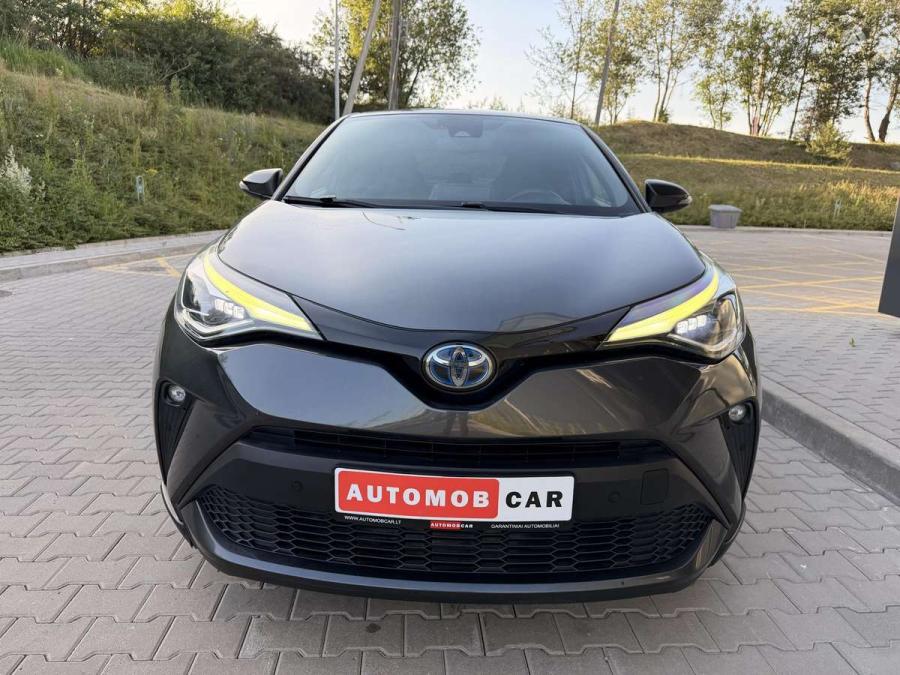 Серый Тойота C-HR 2021 в Вильнюс, объемом двигателя 1.80 л и пробегом 158 тыс. км за 18950 €, фото 4 на AUTOMOTO.COM.LV