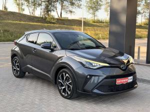 Серый Тойота C-HR 2021 в Вильнюс, объемом двигателя 1.80 л и пробегом 158 тыс. км за 18950 €, фото 5 на AUTOMOTO.COM.LV