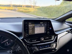 Серый Тойота C-HR 2021 в Вильнюс, объемом двигателя 1.80 л и пробегом 158 тыс. км за 18950 €, фото 31 на AUTOMOTO.COM.LV