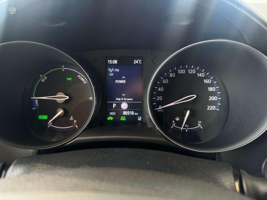 Серый Тойота C-HR 2021 в Шяуляй, объемом двигателя 1.80 л и пробегом 87 тыс. км за 20900 €, фото 18 на AUTOMOTO.COM.LV