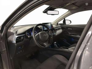 Pelēks Toyota C-HR 2021 Viļņa, ar dzinēja tilpumu 1.80 L un nobraukumu 35 tūkst. km par 21900 €, foto 8 vietnē AUTOMOTO.COM.LV