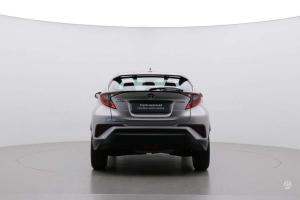 Grey Toyota C-HR 2021 in Vilnius, with an engine capacity of 1.80 L and mileage of 91 thousand km for 23900 €, photo 6 on AUTOMOTO.COM.LV