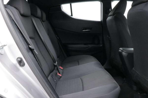 Pelēks Toyota C-HR 2021 Viļņa, ar dzinēja tilpumu 1.80 L un nobraukumu 91 tūkst. km par 23900 €, foto 10 vietnē AUTOMOTO.COM.LV