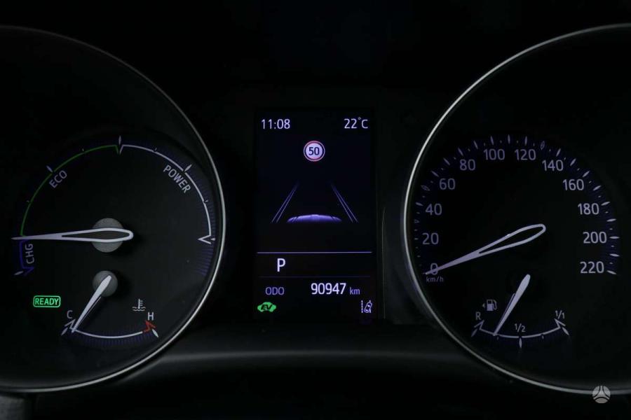 Grey Toyota C-HR 2021 in Vilnius, with an engine capacity of 1.80 L and mileage of 91 thousand km for 23900 €, photo 15 on AUTOMOTO.COM.LV