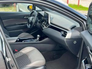 Grey Toyota C-HR 2021 in Vilnius, with an engine capacity of 2.00 L and mileage of 90 thousand km for 23980 €, photo 8 on AUTOMOTO.COM.LV