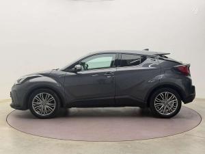 Pelēks Toyota C-HR 2021 Panevēža, ar dzinēja tilpumu 1.80 L un nobraukumu 63 tūkst. km par 23790 €, foto 6 vietnē AUTOMOTO.COM.LV