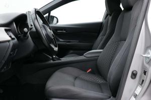 Pelēks Toyota C-HR 2021 Viļņa, ar dzinēja tilpumu 1.80 L un nobraukumu 91 tūkst. km par 23900 €, foto 13 vietnē AUTOMOTO.COM.LV