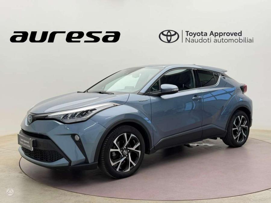 Pelēks Toyota C-HR 2021 Panevēža, ar dzinēja tilpumu 1.99 L un nobraukumu 129 tūkst. km par 21590 €, foto 1 vietnē AUTOMOTO.COM.LV