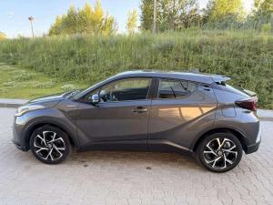 Серый Тойота C-HR 2021 в Вильнюс, объемом двигателя 1.80 л и пробегом 176 тыс. км за 16950 €, фото 9 на AUTOMOTO.COM.LV