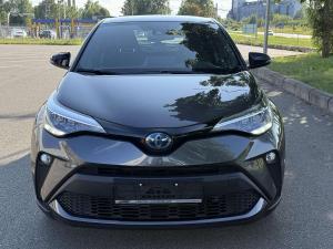 Grey Toyota C-HR 2021 in Panevezys, with an engine capacity of 1.80 L and mileage of 54 thousand km for 17900 €, photo 6 on AUTOMOTO.COM.LV