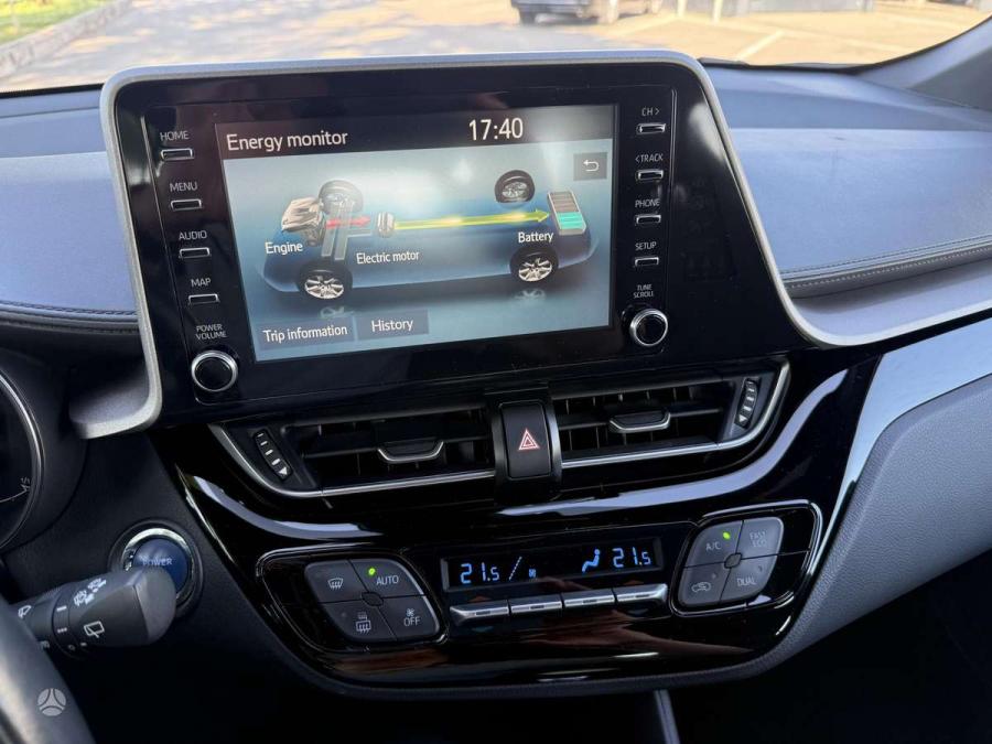 Grey Toyota C-HR 2021 in Panevezys, with an engine capacity of 1.80 L and mileage of 54 thousand km for 17900 €, photo 26 on AUTOMOTO.COM.LV