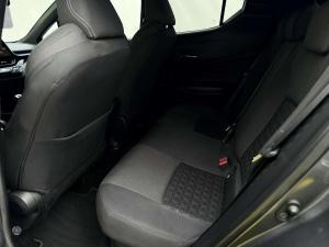 Grey Toyota C-HR 2021 in Vilnius, with an engine capacity of 1.80 L and mileage of 75 thousand km for 18900 €, photo 12 on AUTOMOTO.COM.LV