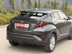Pelēks Toyota C-HR 2021 Viļņa, ar dzinēja tilpumu 1.80 L un nobraukumu 176 tūkst. km par 16650 €, foto 5 vietnē AUTOMOTO.COM.LV