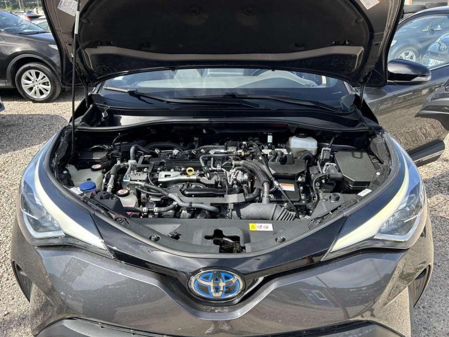 Grey Toyota C-HR 2021 in Vilnius, with an engine capacity of 1.99 L and mileage of 94 thousand km for 22300 €, photo 20 on AUTOMOTO.COM.LV