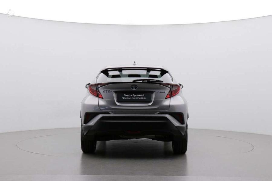 Серый Тойота C-HR 2021 в Вильнюс, объемом двигателя 1.80 л и пробегом 39 тыс. км за 23900 €, фото 6 на AUTOMOTO.COM.LV