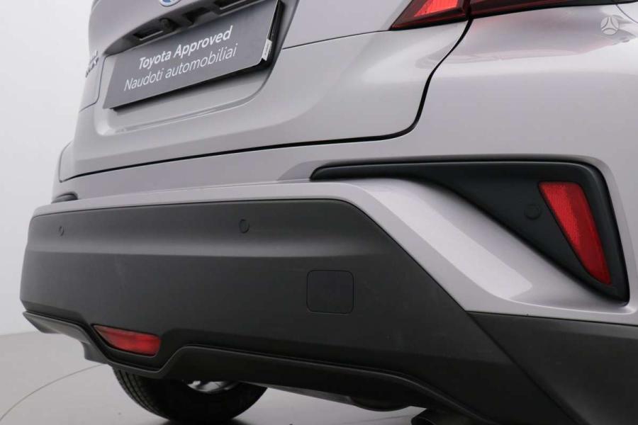 Серый Тойота C-HR 2021 в Вильнюс, объемом двигателя 1.80 л и пробегом 39 тыс. км за 23900 €, фото 22 на AUTOMOTO.COM.LV