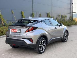 Серый Тойота C-HR 2021 в Вильнюс, объемом двигателя 1.80 л и пробегом 146 тыс. км за 19350 €, фото 6 на AUTOMOTO.COM.LV