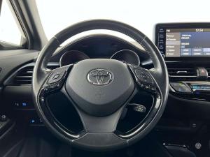 Pelēks Toyota C-HR 2021 Viļņa, ar dzinēja tilpumu 1.99 L un nobraukumu 61 tūkst. km par 23900 €, foto 13 vietnē AUTOMOTO.COM.LV