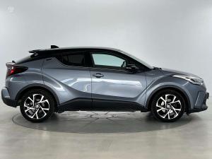 Pelēks Toyota C-HR 2021 Viļņa, ar dzinēja tilpumu 1.99 L un nobraukumu 61 tūkst. km par 23900 €, foto 17 vietnē AUTOMOTO.COM.LV