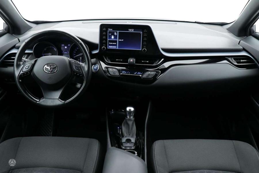 Серый Тойота C-HR 2021 в Вильнюс, объемом двигателя 1.80 л и пробегом 82 тыс. км за 23900 €, фото 8 на AUTOMOTO.COM.LV