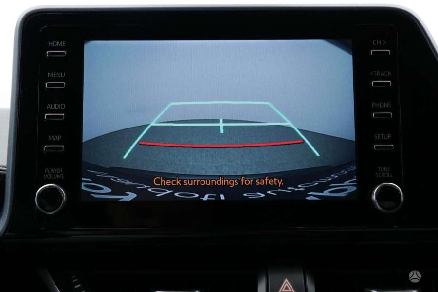 Серый Тойота C-HR 2021 в Вильнюс, объемом двигателя 1.80 л и пробегом 82 тыс. км за 23900 €, фото 23 на AUTOMOTO.COM.LV