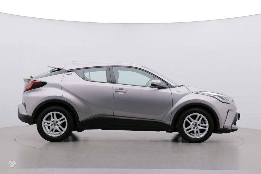 Pelēks Toyota C-HR 2021 Viļņa, ar dzinēja tilpumu 1.80 L un nobraukumu 91 tūkst. km par 22900 €, foto 18 vietnē AUTOMOTO.COM.LV