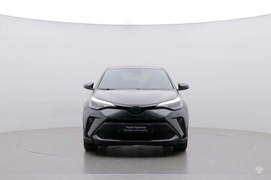 Серый Тойота C-HR 2021 в Вильнюс, объемом двигателя 1.80 л и пробегом 82 тыс. км за 23900 €, фото 7 на AUTOMOTO.COM.LV
