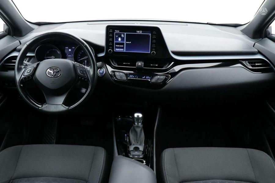 Серый Тойота C-HR 2021 в Вильнюс, объемом двигателя 1.80 л и пробегом 82 тыс. км за 23900 €, фото 8 на AUTOMOTO.COM.LV