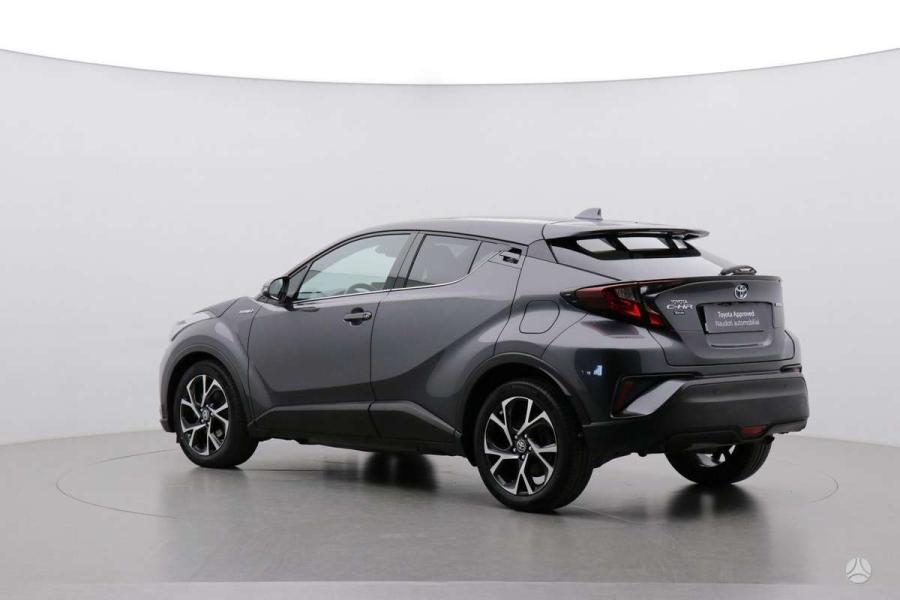 Серый Тойота C-HR 2021 в Вильнюс, объемом двигателя 1.80 л и пробегом 82 тыс. км за 23900 €, фото 19 на AUTOMOTO.COM.LV