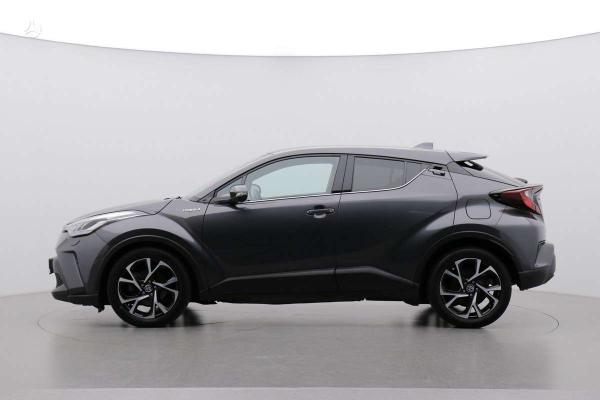 Toyota C-HR 2021 in Vilnius on AUTOMOTO.COM.LV Grey Toyota C-HR 2021 in Vilnius, with an engine capacity of 1.80 L and mileage of 82 thousand km for 23900 €, photo 5 on AUTOMOTO.COM.LV