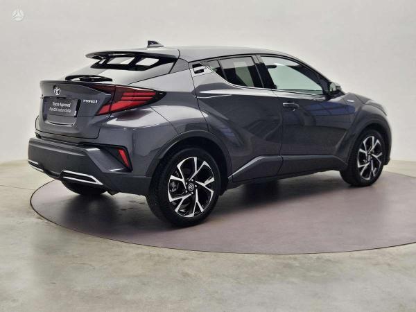 Серый Тойота C-HR 2021 в Паневежис, объемом двигателя 1.99 л и пробегом 80 тыс. км за 22990 €, фото 9 на AUTOMOTO.COM.LV