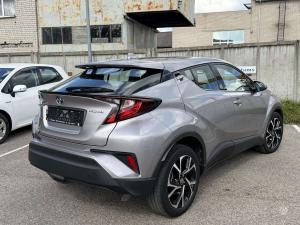 Grey Toyota C-HR 2021 in Vilnius, with an engine capacity of 1.80 L and mileage of 85 thousand km for 18300 €, photo 9 on AUTOMOTO.COM.LV