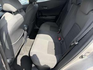Grey Toyota C-HR 2021 in Vilnius, with an engine capacity of 1.80 L and mileage of 85 thousand km for 18300 €, photo 15 on AUTOMOTO.COM.LV