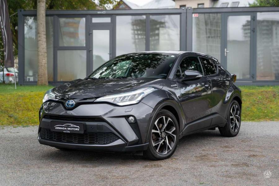 Серый Тойота C-HR 2021 в Вильнюс, объемом двигателя 1.80 л и пробегом 122 тыс. км за 19900 €, фото 7 на AUTOMOTO.COM.LV