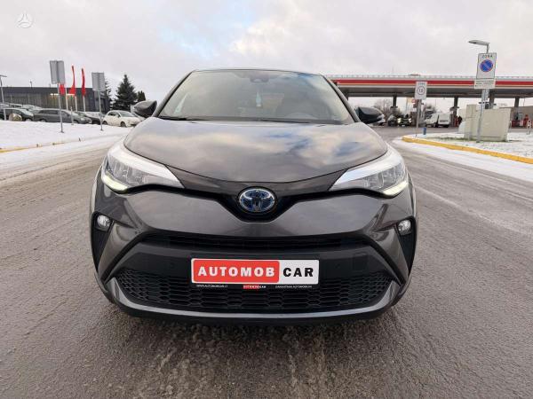 Серый Тойота C-HR 2022 в Вильнюс, объемом двигателя 1.80 л и пробегом 210 тыс. км за 17900 €, фото 2 на AUTOMOTO.COM.LV