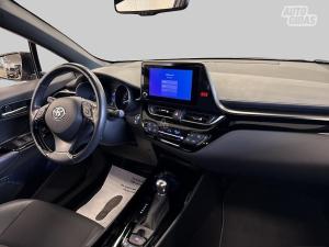 Серый Тойота C-HR 2022 в Каунас, объемом двигателя 0.00 л и пробегом 71 тыс. км за 26275 €, фото 6 на AUTOMOTO.COM.LV