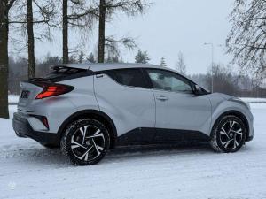 Серый Тойота C-HR 2022 в Паневежис, объемом двигателя 1.80 л и пробегом 86 тыс. км за 20800 €, фото 17 на AUTOMOTO.COM.LV