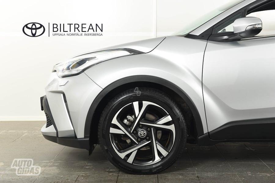 Grey Toyota C-HR 2022 in Kaunas, with an engine capacity of 0.00 L and mileage of 19 thousand km for 27560 €, photo 16 on AUTOMOTO.COM.LV