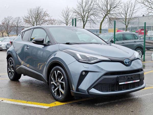 Pelēks Toyota C-HR 2022 Klaipėda, ar dzinēja tilpumu 1.80 L un nobraukumu 169 tūkst. km par 19999 €, foto 1 vietnē AUTOMOTO.COM.LV