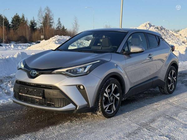 Pelēks Toyota C-HR 2022 Panevēža, ar dzinēja tilpumu 1.80 L un nobraukumu 86 tūkst. km par 20800 €, foto 7 vietnē AUTOMOTO.COM.LV