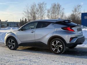 Серый Тойота C-HR 2022 в Паневежис, объемом двигателя 1.80 л и пробегом 86 тыс. км за 20800 €, фото 13 на AUTOMOTO.COM.LV