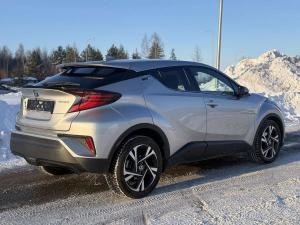 Серый Тойота C-HR 2022 в Паневежис, объемом двигателя 1.80 л и пробегом 86 тыс. км за 20800 €, фото 21 на AUTOMOTO.COM.LV