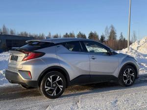 Серый Тойота C-HR 2022 в Паневежис, объемом двигателя 1.80 л и пробегом 86 тыс. км за 20800 €, фото 22 на AUTOMOTO.COM.LV