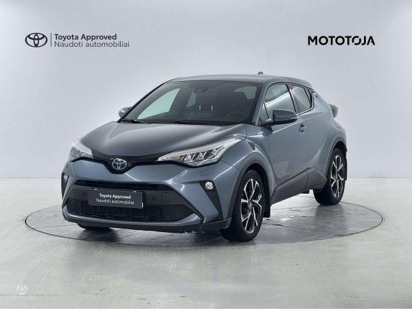 Pelēks Toyota C-HR 2022 Viļņa, ar dzinēja tilpumu 1.80 L un nobraukumu 58 tūkst. km par 21900 €, foto 1 vietnē AUTOMOTO.COM.LV
