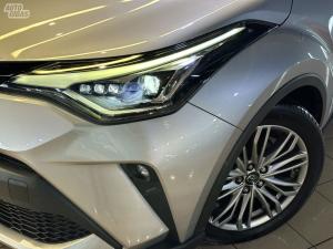 Серый Тойота C-HR 2022 в Авиженяй, объемом двигателя 1.80 л и пробегом 124 тыс. км за 23250 €, фото 34 на AUTOMOTO.COM.LV