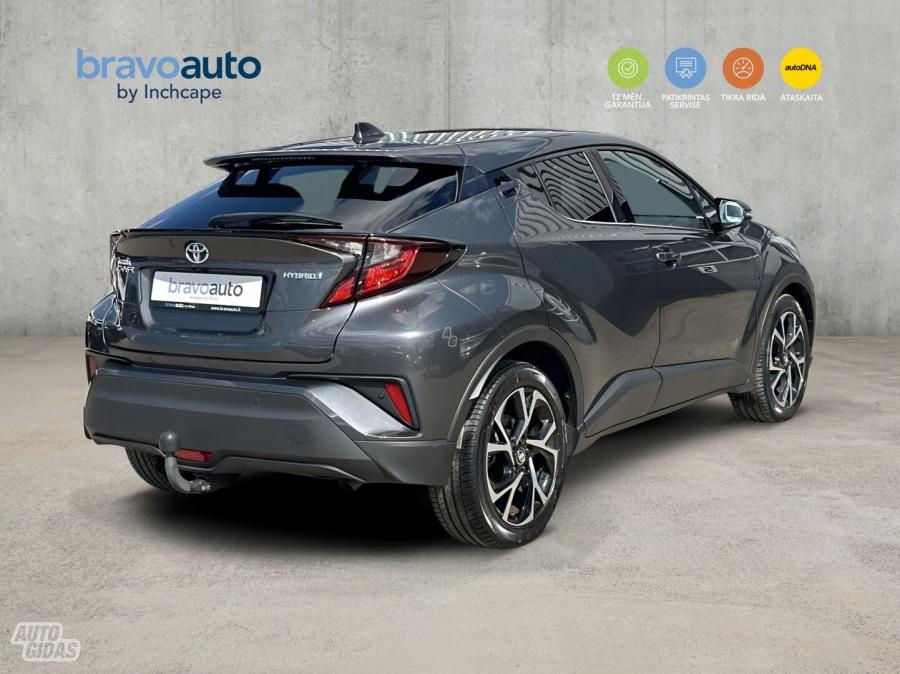 Pelēks Toyota C-HR 2022 Kauņa, ar dzinēja tilpumu 1.80 L un nobraukumu 84 tūkst. km par 22971 €, foto 6 vietnē AUTOMOTO.COM.LV
