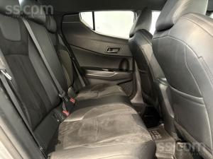 Серый Тойота C-HR 2022 в Вентспилс, объемом двигателя 1.80 л и пробегом 105 тыс. км за 20490 €, фото 9 на AUTOMOTO.COM.LV